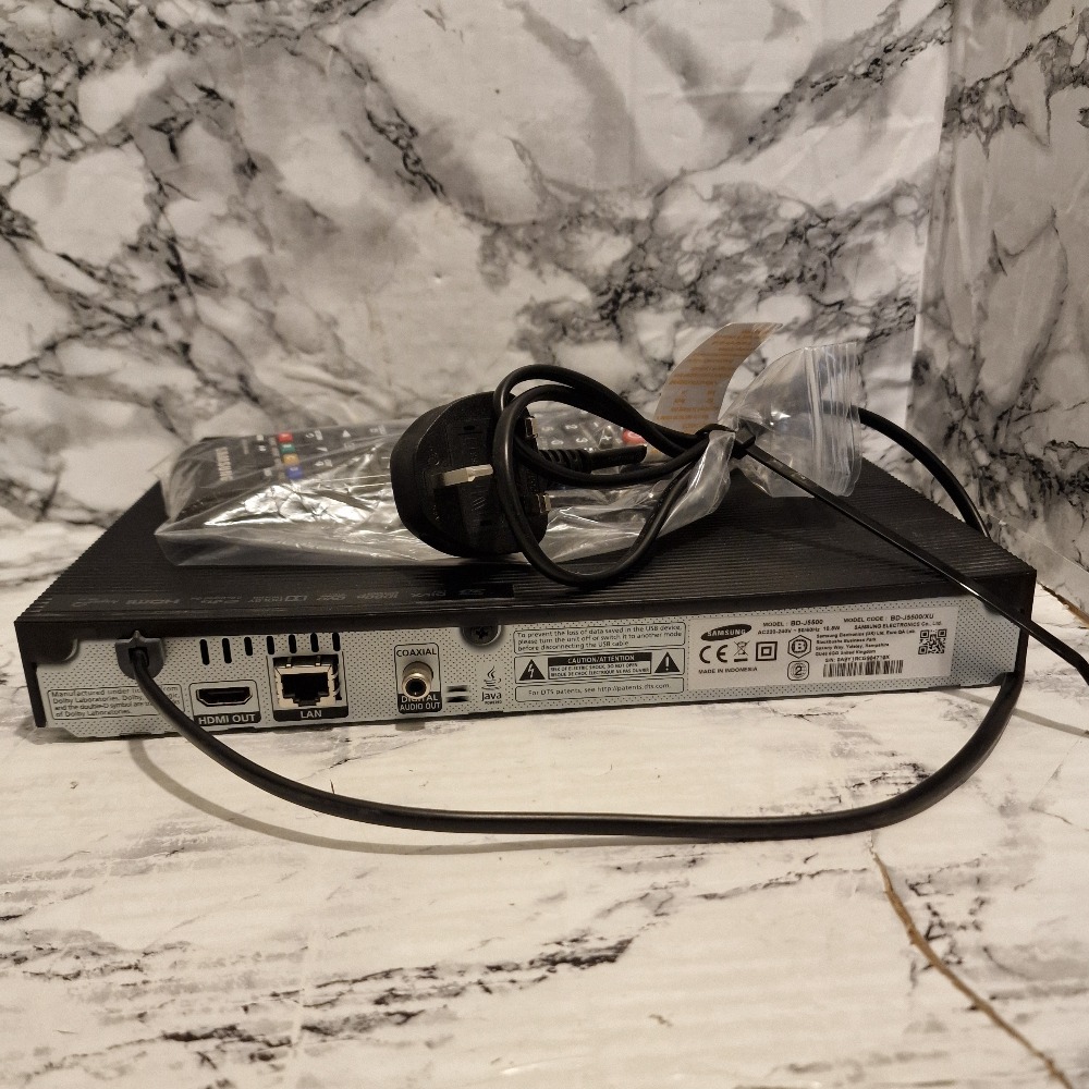 Pre-owned Samsung BD-J5500 Smart 3D Bluray & Standard DVD Player ...
